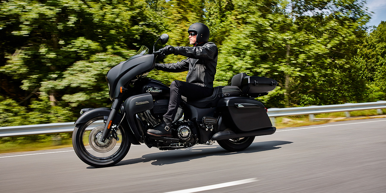 Roadmaster Dark Horse | Indian® Motorcycles - JP